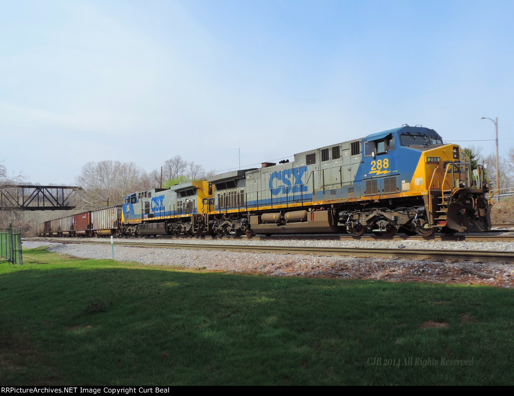 CSX 288 and 215 (2)